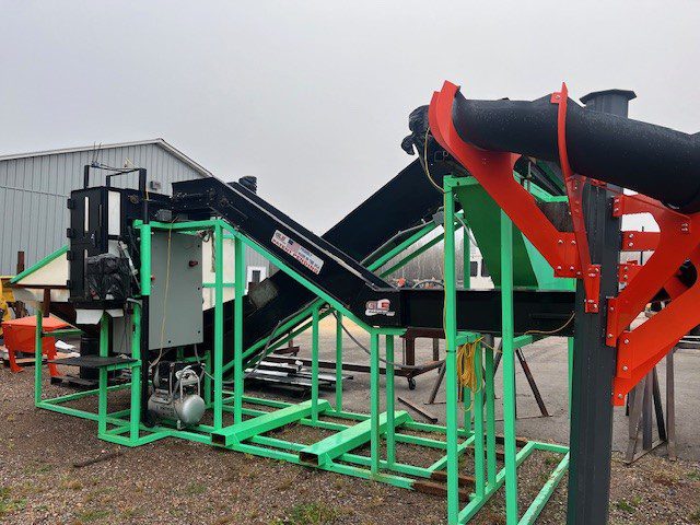 AUTOMATED FIREWOOD BAGGER MACHINE | Multitek Inc